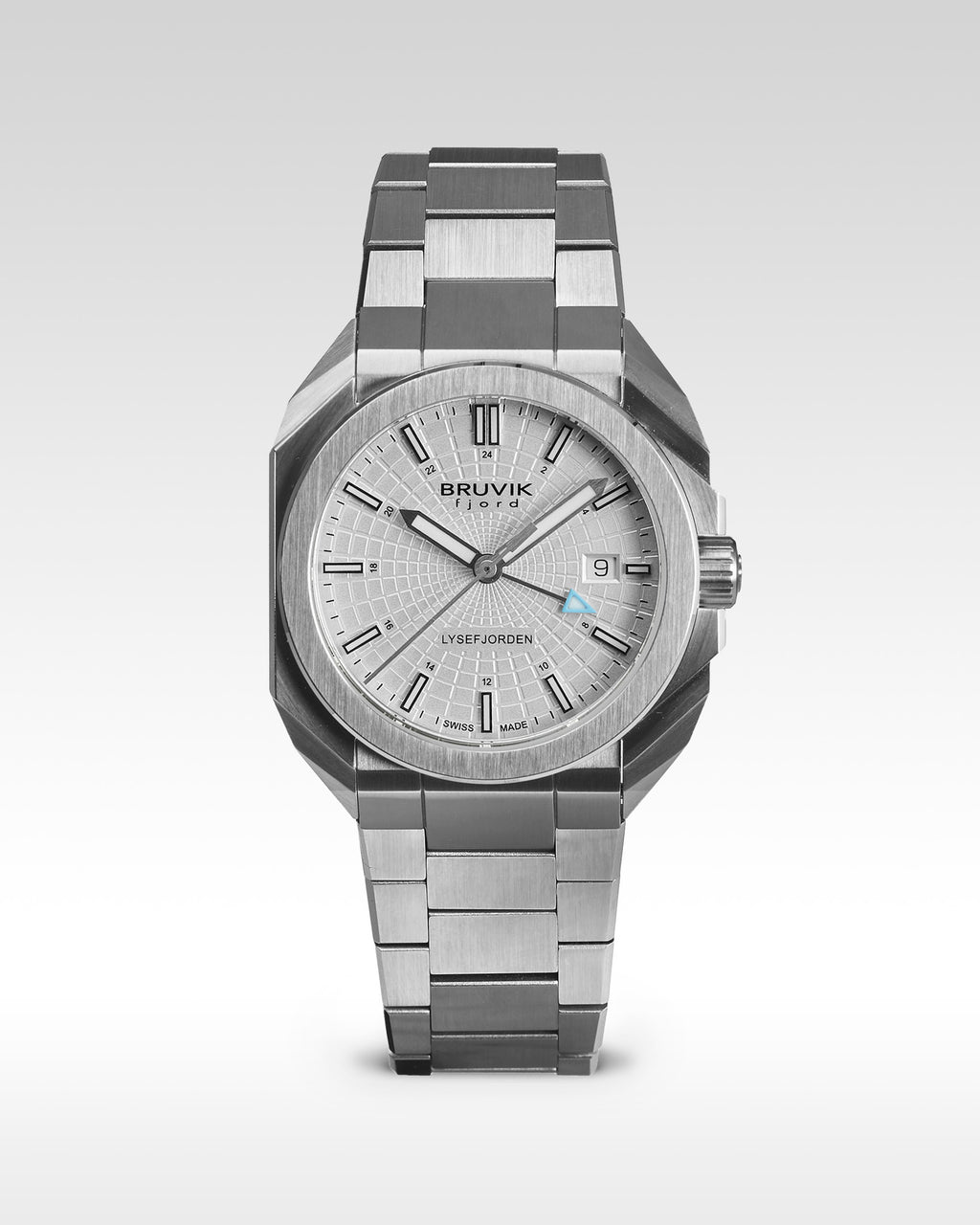 Bruvik Fjord Lysefjorden – Swiss GMT Watch Inspired by Norway’s Iconic ...
